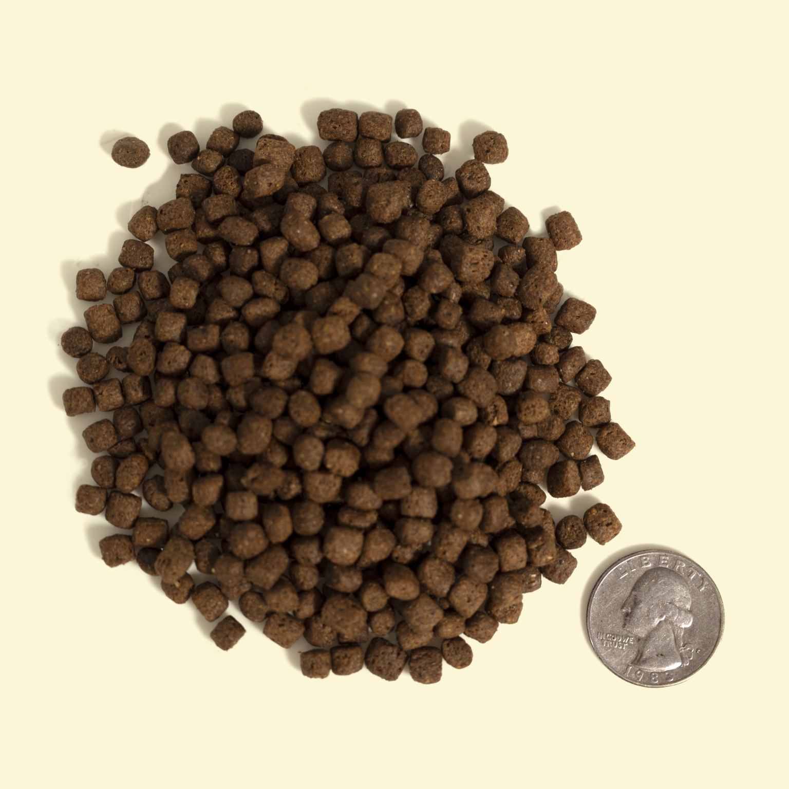 AquaMax Grower 400 Fish Food – 50 lb. Bag | Bjornsen Pond Management